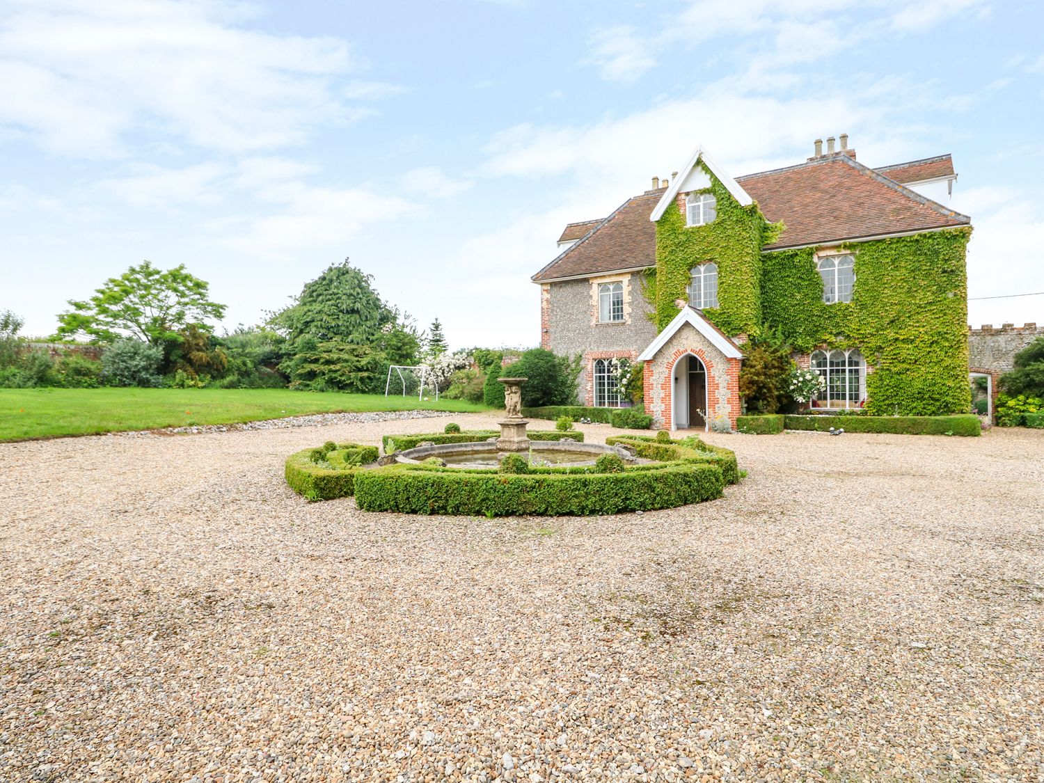 Southrepps Lodge | Southrepps | Lodge Fm | East Anglia | Self Catering ...