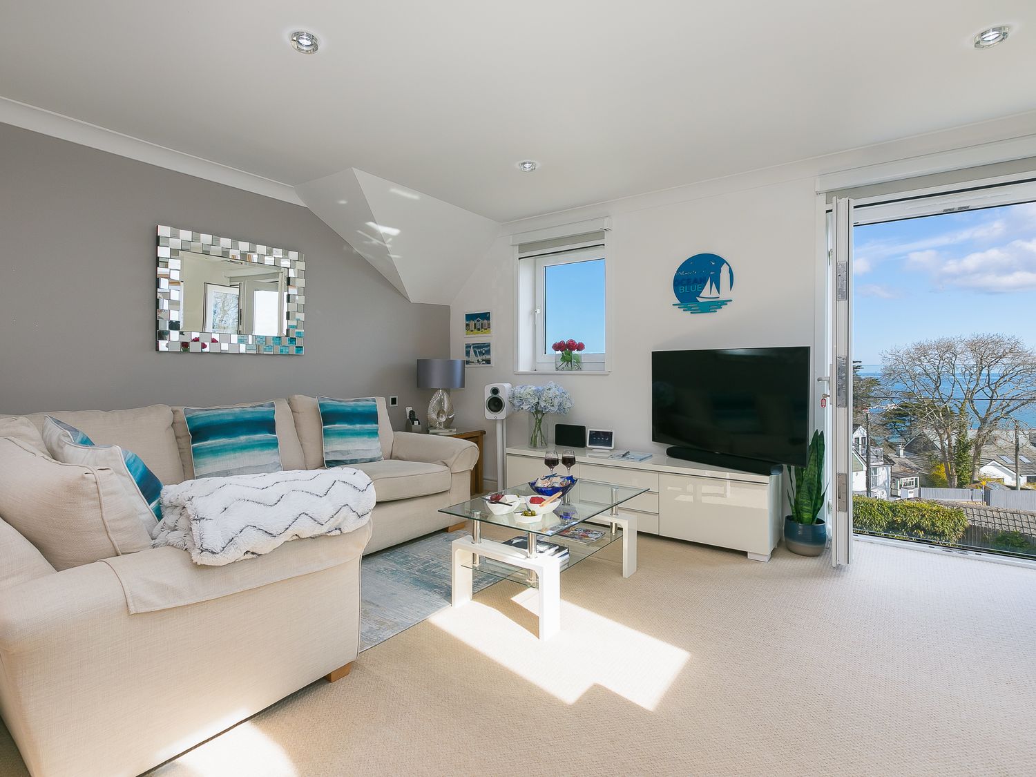 Ocean Blue | Carbis Bay | Cornwall | Self Catering Holiday Cottage
