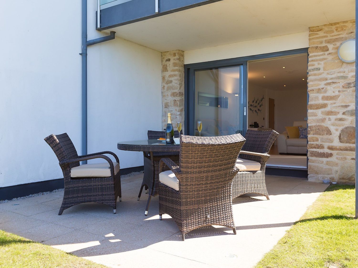 Carbis Sands, Carbis Bay | Holiday Cottage | Bird Spot