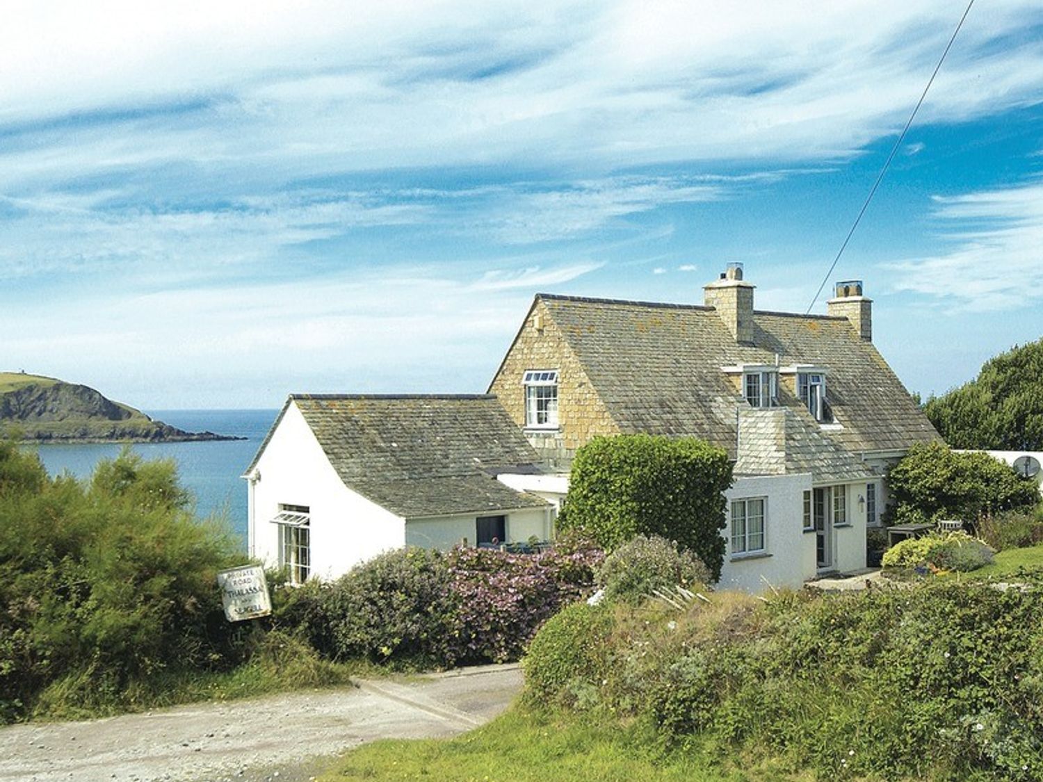 Thalassa | Daymer Bay | Doom Bar, The | Cornwall | Self Catering ...