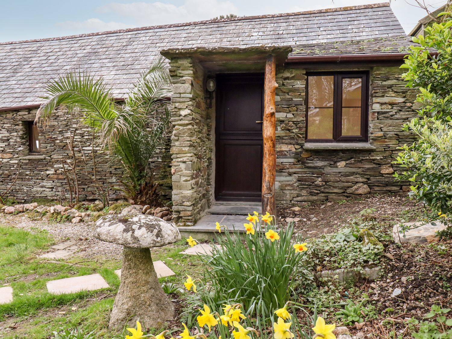 Downrow Barn | Tintagel | Downrow | Cornwall | Self Catering Holiday ...