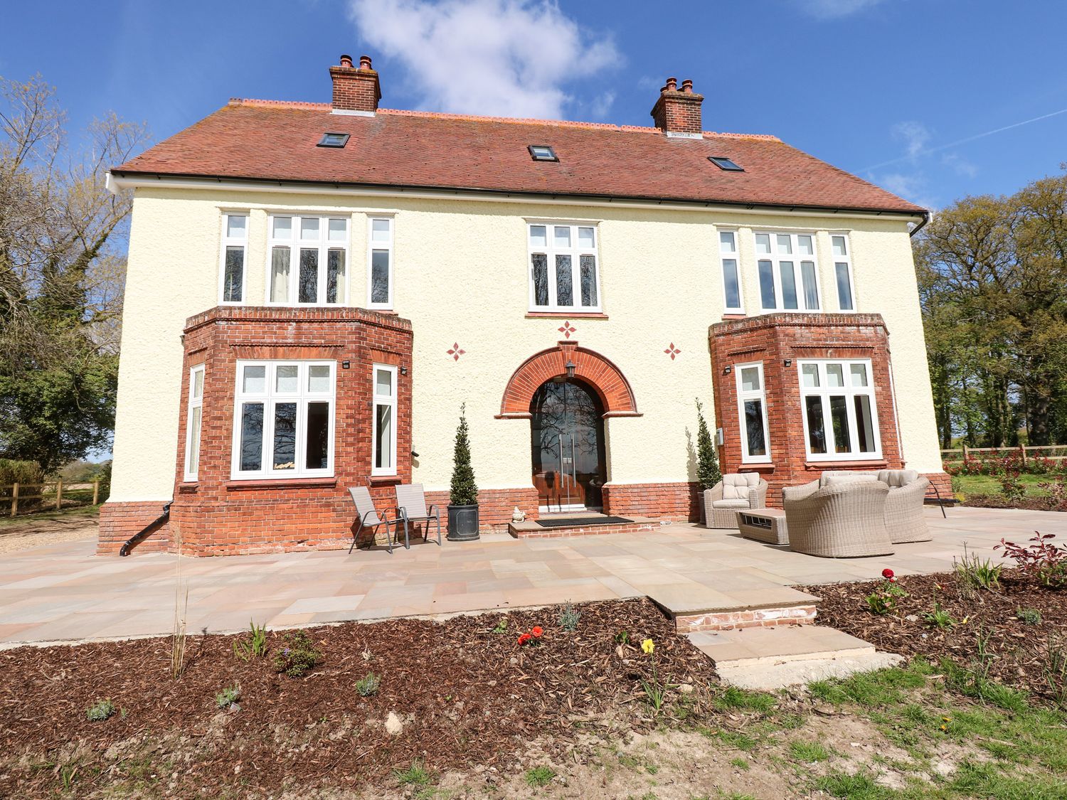 High House, Southrepps | Holiday Cottage | Bird Spot