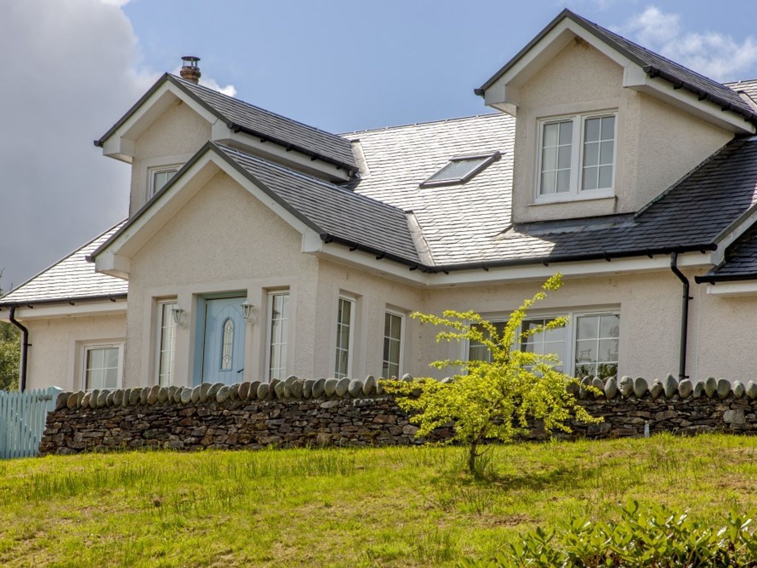 Branter Lodge, Strachur | Holiday Cottage | Bird Spot