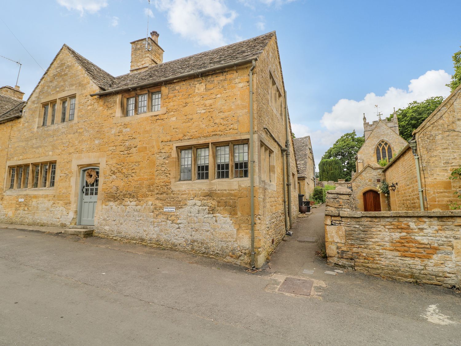 Rainforest Cottage, Ruspidge | Holiday Cottage | Bird Spot