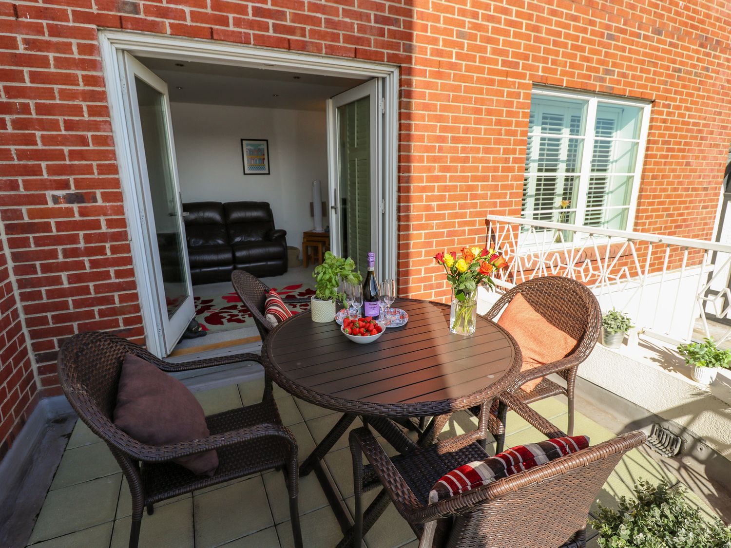 Above & Beyond, Whitby | Holiday Cottage | Bird Spot