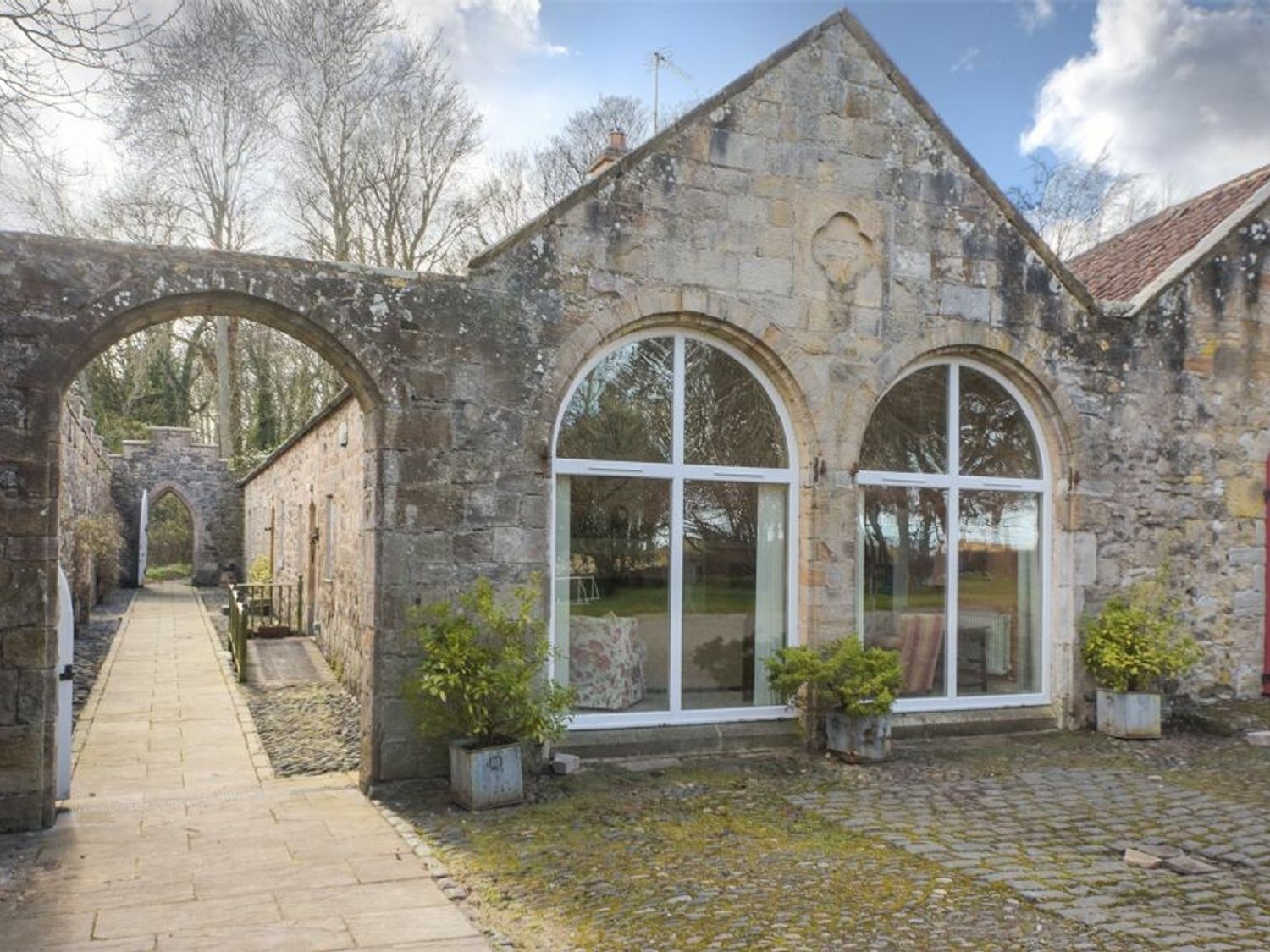 Craster Tower Coach House, Craster | Holiday Cottage | Bird Spot