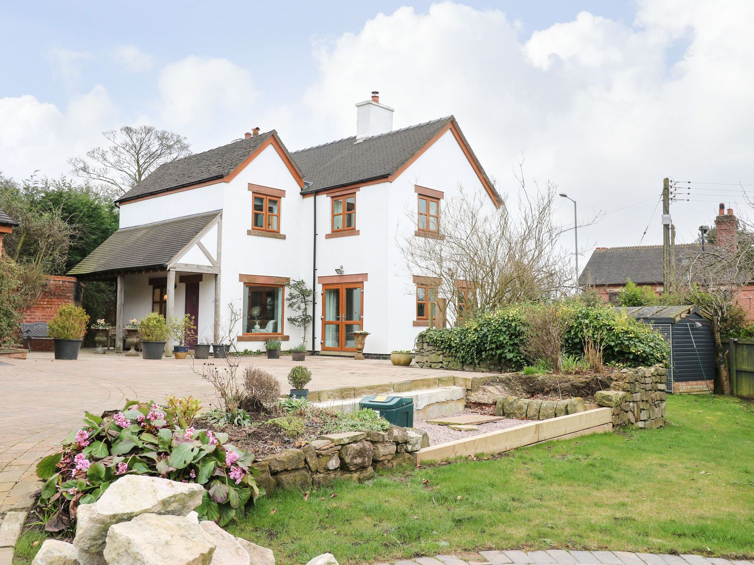 Highfield House, Leek | Holiday Cottage | Bird Spot