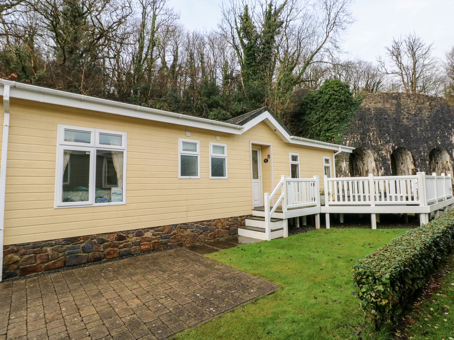 Seacroft | Kilgetty | Stepaside | Self Catering Holiday Cottage