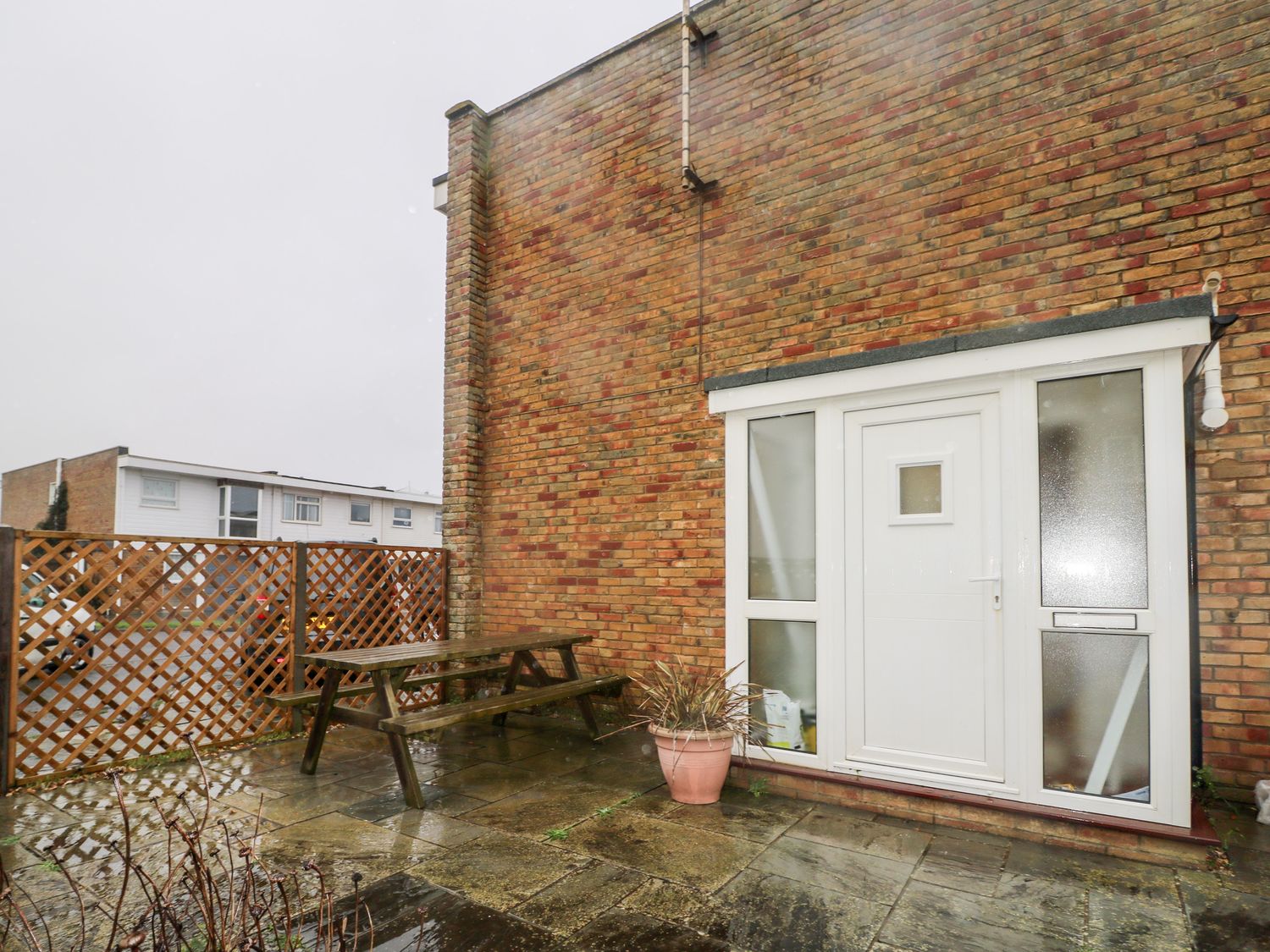 Paythorne Farmhouse, Upper Beeding | Holiday Cottage | Bird Spot