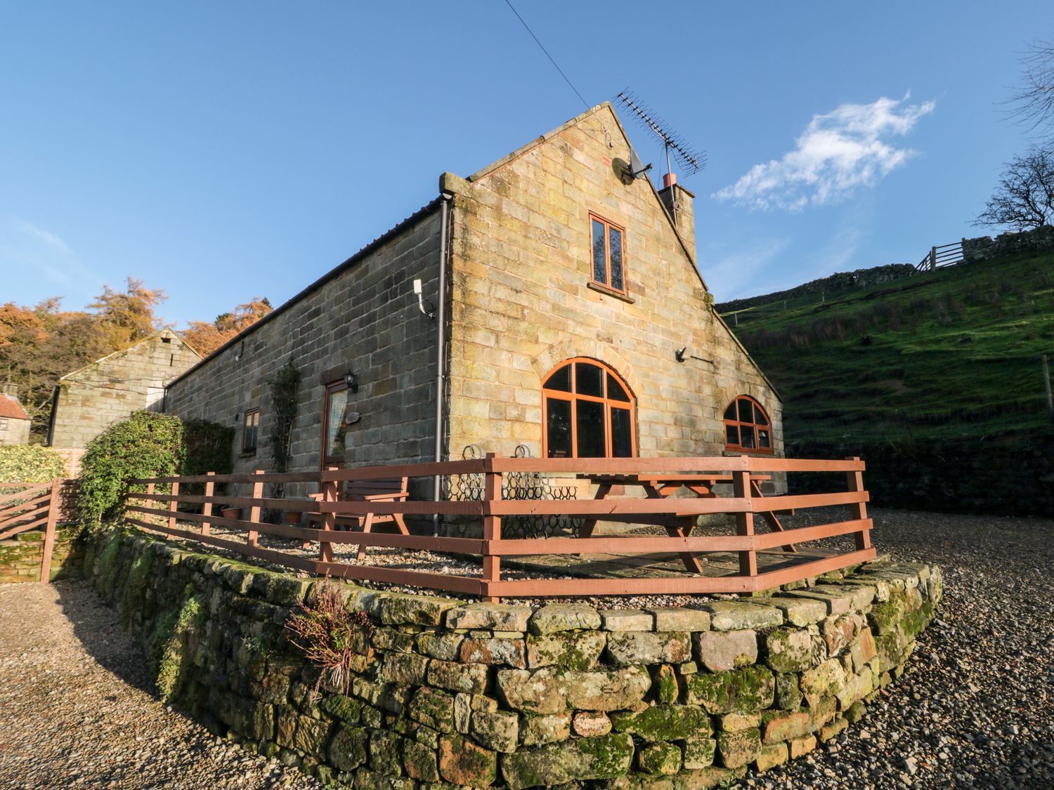 Hutton le Hole Holiday Cottages - Book self catering cottage accommodation