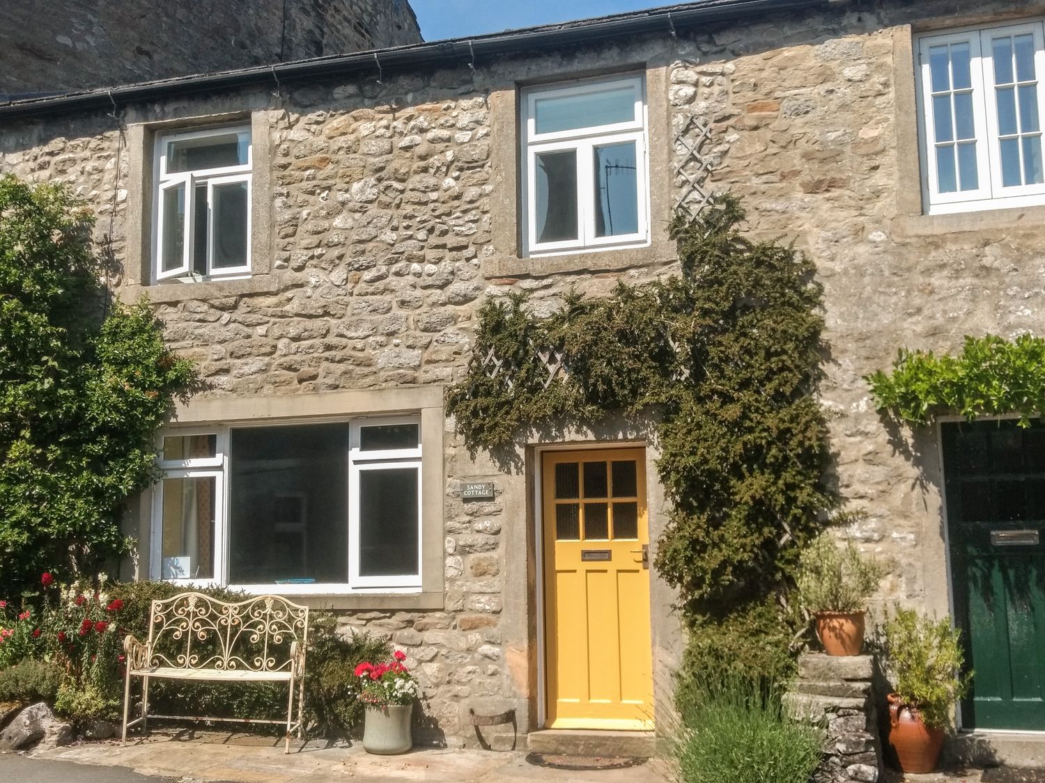 Bunny Rabbit Cottage, Haworth | Holiday Cottage | Bird Spot