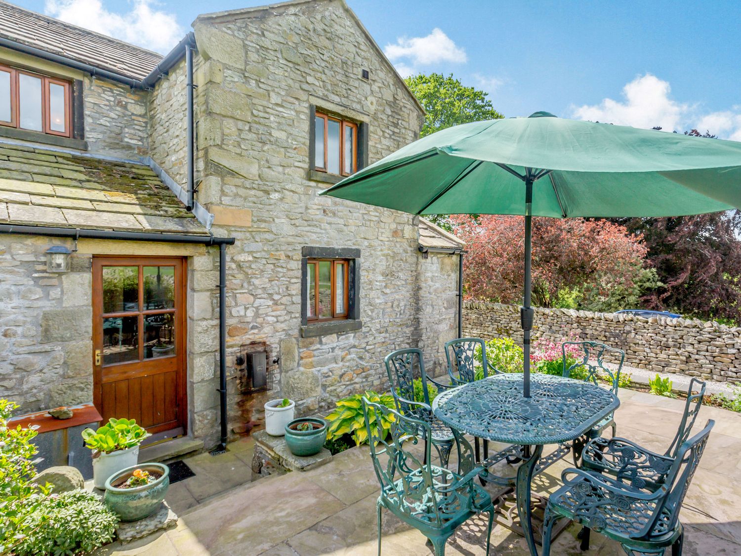 Giggleswick Holiday Cottages - Self catering accommodation in ...