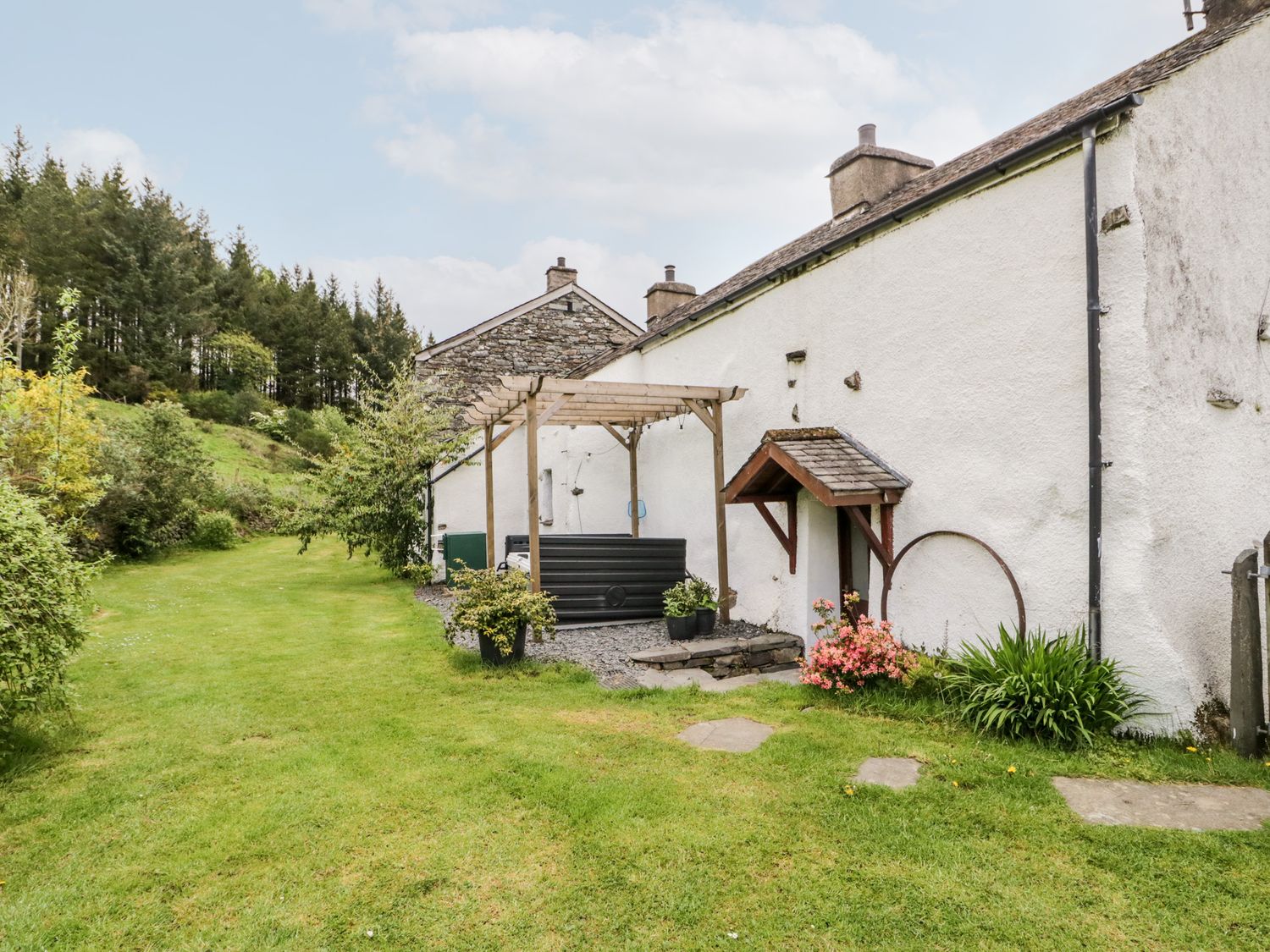 Moss Side Farm Cottage | Broughton-in-furness | Broughton Mills | The ...