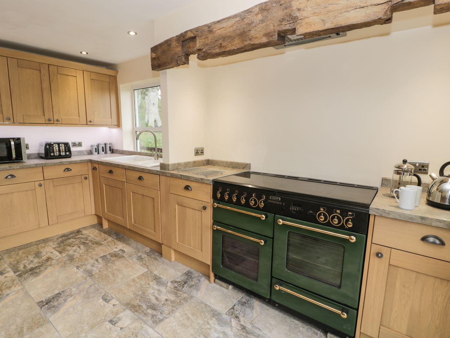 Maes Madog | Capel Garmon | Self Catering Holiday Cottage