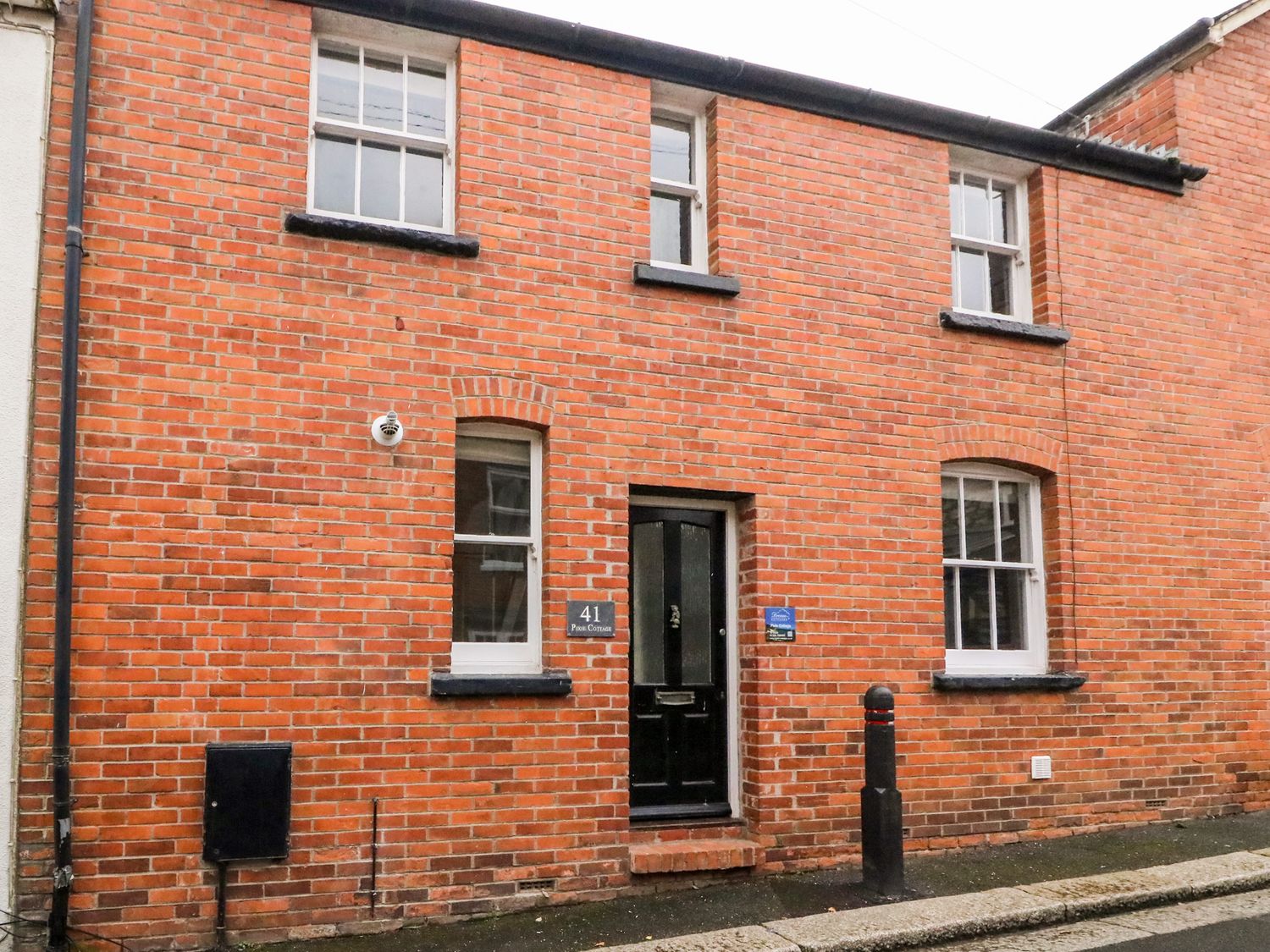 The Sunset Cabin, Beccles | Holiday Cottage | Bird Spot