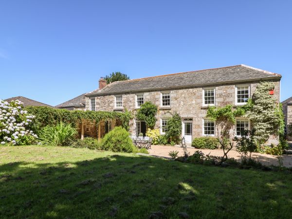 Culdrose Manor | Helston | Self Catering Holiday Cottage