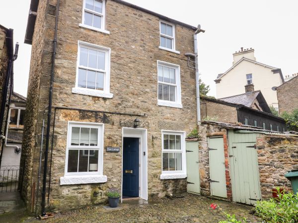 Pine Cottage | Sedbergh | Lockbank Fm | The Lake District And Cumbria ...