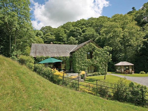 Riverside | Troutbeck | Troutbeck Bridge | The Lake District And ...