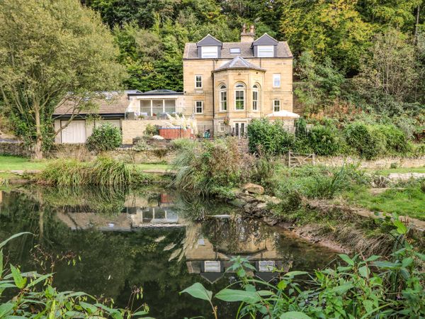 Belvedere Farm | Hipperholme | Norcliffe | Yorkshire Dales | Self ...