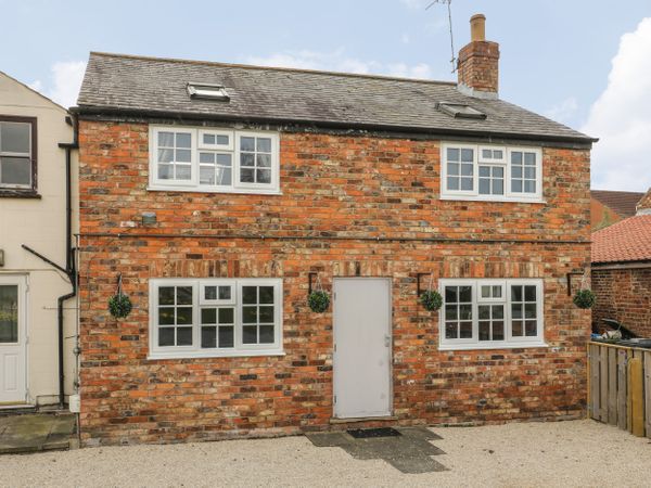 New Inn Apartment | Easingwold | Tholthorpe | North York Moors And ...