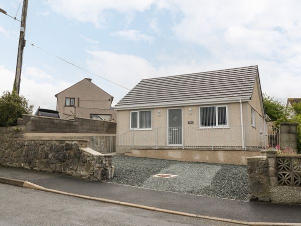 Trigfa | Llanfechell | Self Catering Holiday Cottage