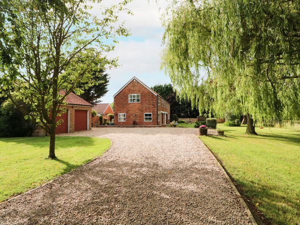 The Granary | Boston | Hedgehog Bridge | East Anglia | Self Catering ...