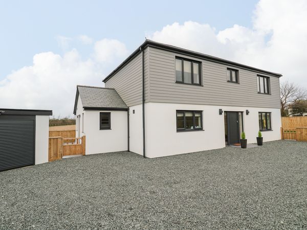 Tredarn | Connor Downs | Cornwall | Self Catering Holiday Cottage