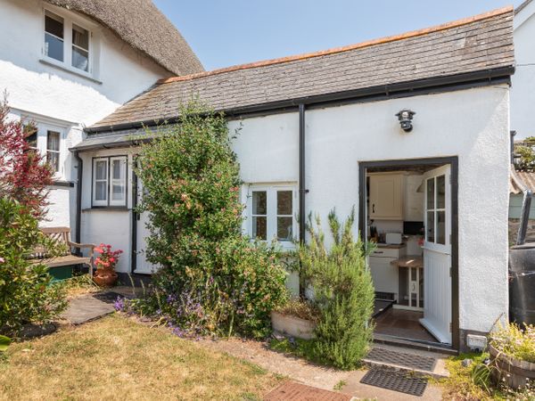 End Cottage | Malborough | Devon | Self Catering Holiday Cottage