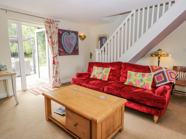 Willow Cottage | Catsfield | Hickling Heath | East Anglia | Self ...