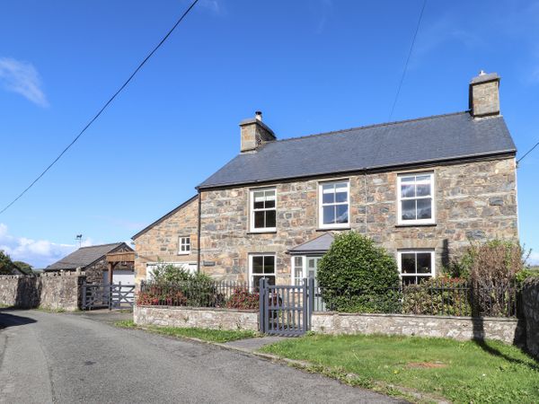 Dandre | Newport, Pembrokeshire | Newport /trefdraeth | Self Catering ...