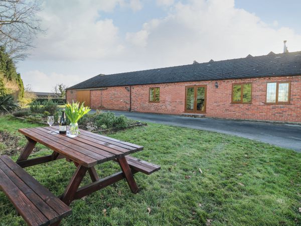 Adelaide Cottage | Ashbourne | Snelston Firs | Peak District | Self ...