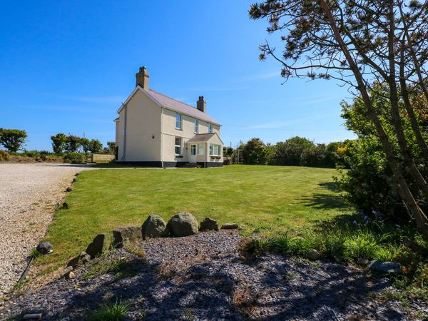 Ael Y Fron | Aberdaron | Penrhyn | Self Catering Holiday Cottage
