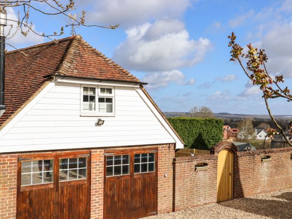 Orchard Retreat | Paddock Wood, Kent | Gedges Fm | South Of England ...