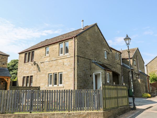 Bowshaw | Hade Edge, Yorkshire | Hade Edge | Peak District | Self ...