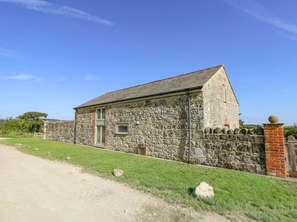 Garstons Barn | Newport, Isle Of Wight | Gatcombe | Self Catering ...