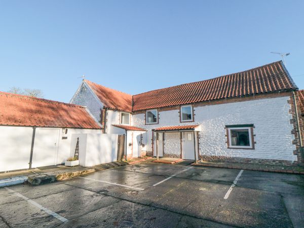 Honeysuckle | Filey | Moor Fm | Self Catering Holiday Cottage