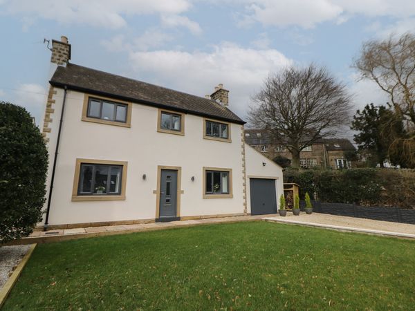 Eboracum | Hathersage | Nether Hall | Self Catering Holiday Cottage