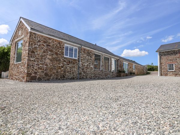 Old Orchard Barn | St Mellion | Crocadon Wood | Self Catering Holiday ...