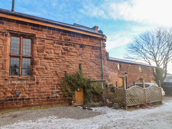 Monastery Hall | Elton, Cheshire | Ince Marshes | Self Catering Holiday ...