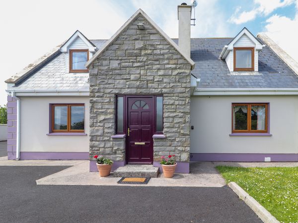 Levally House | Doonbeg, County Clare | Mountrivers Bridge | Self ...