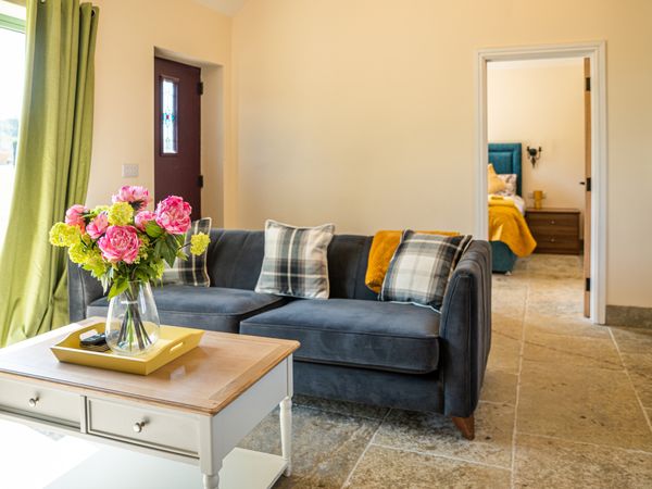 Bears Court The Annex | Bourton-on-the-water | Bobble Barn | Self ...