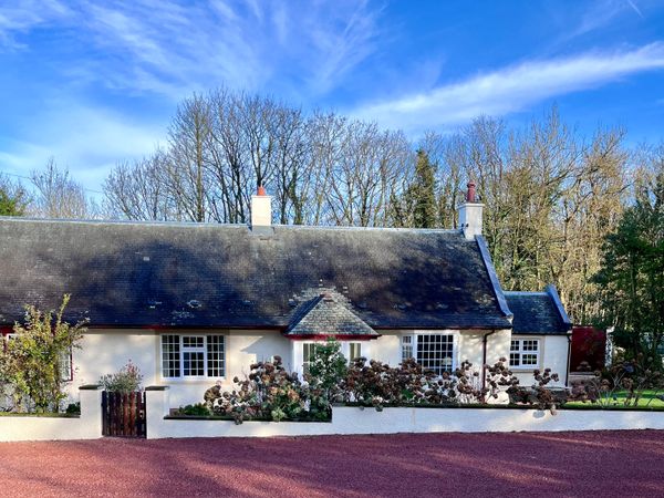 Gatehouse 2 Cessnock Castle | Galston | Self Catering Holiday Cottage