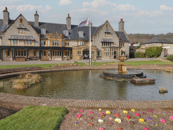 Harcombe House Rooms - First Floor Double (garden Views) | Chudleigh ...