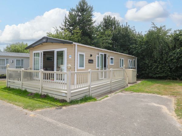 17 Castle Walk | Burgh Castle | Self Catering Holiday Cottage