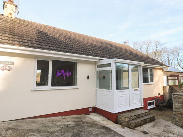 Piskies Magic Home | Penryn | Lower Treluswell | Self Catering Holiday ...