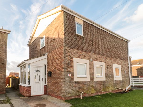 Cheviot View | Beadnell | Northumbria | Self Catering Holiday Cottage