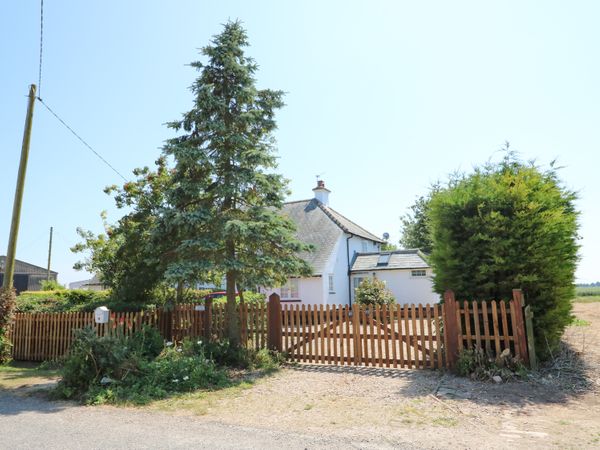 Grange Farm Cottage | Sutton Bridge | Port Sutton Bridge | East Anglia ...