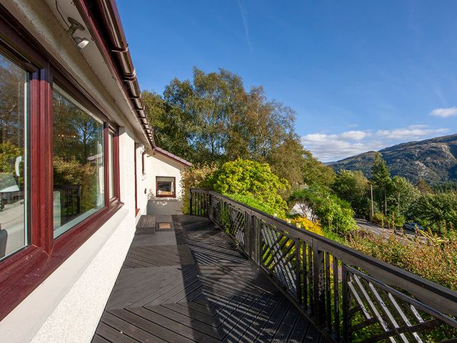LHH Scotland Cottages | Large Holiday Homes Scotland