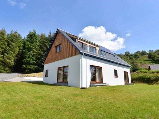 LHH Scotland Cottages | Large Holiday Homes Scotland