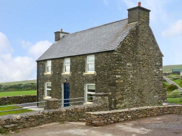 Dingle Holiday Cottages | Self Catering Cottages to Rent in Dingle, Ireland